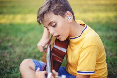 An Introduction to Hearing Aids for Children - Happy Ears
